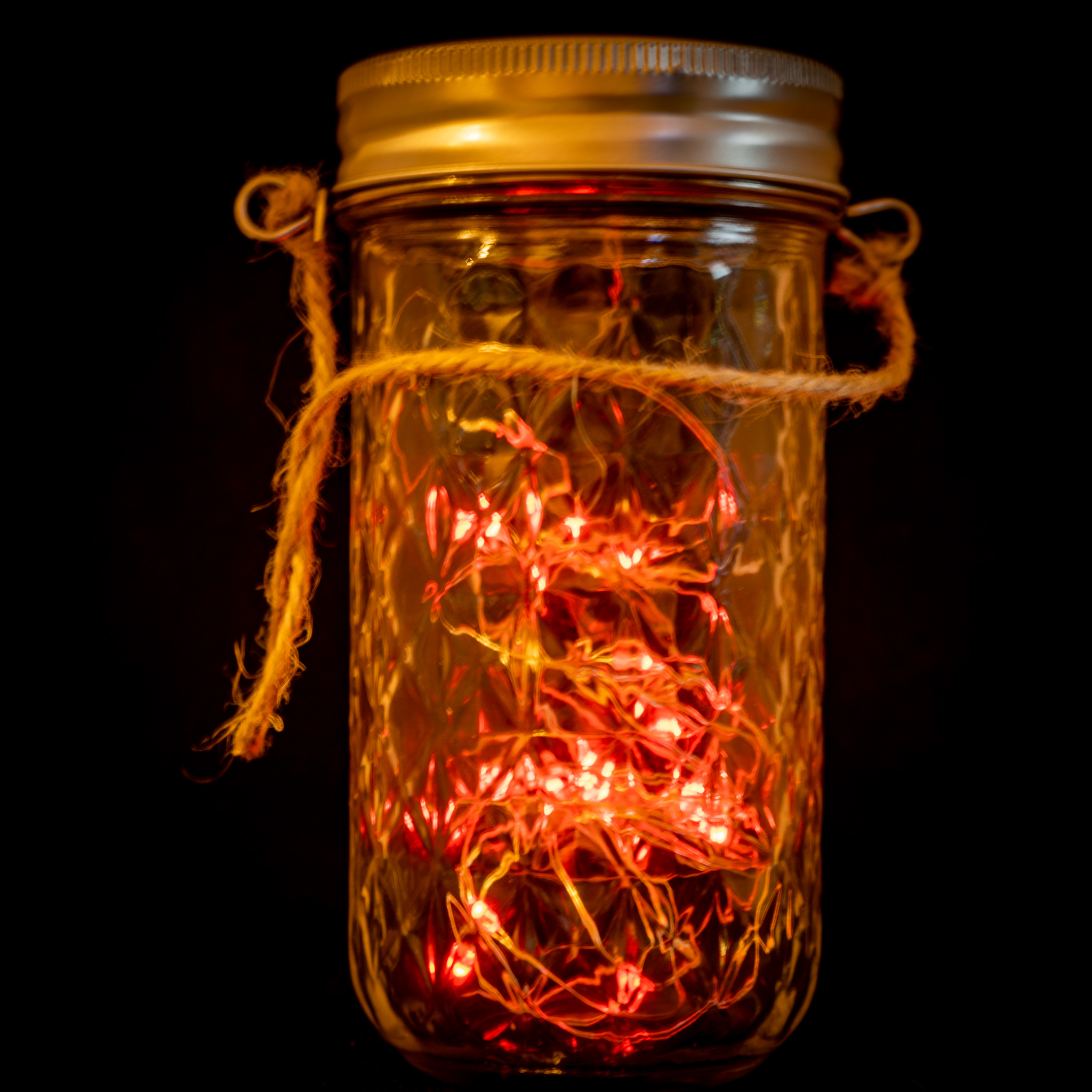 Red LED Quilted Crystal Solar Fairy Light Jar (12oz) – PuzzlingMoments ...